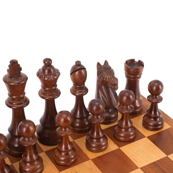 Wooden Chess Set - Gil & Roy Props