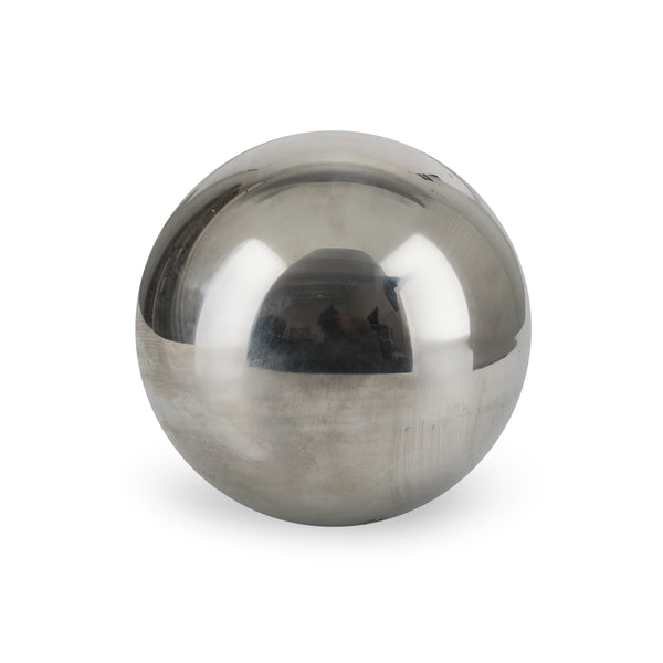 Decorative Chrome Sphere (A+D) - Gil & Roy Props