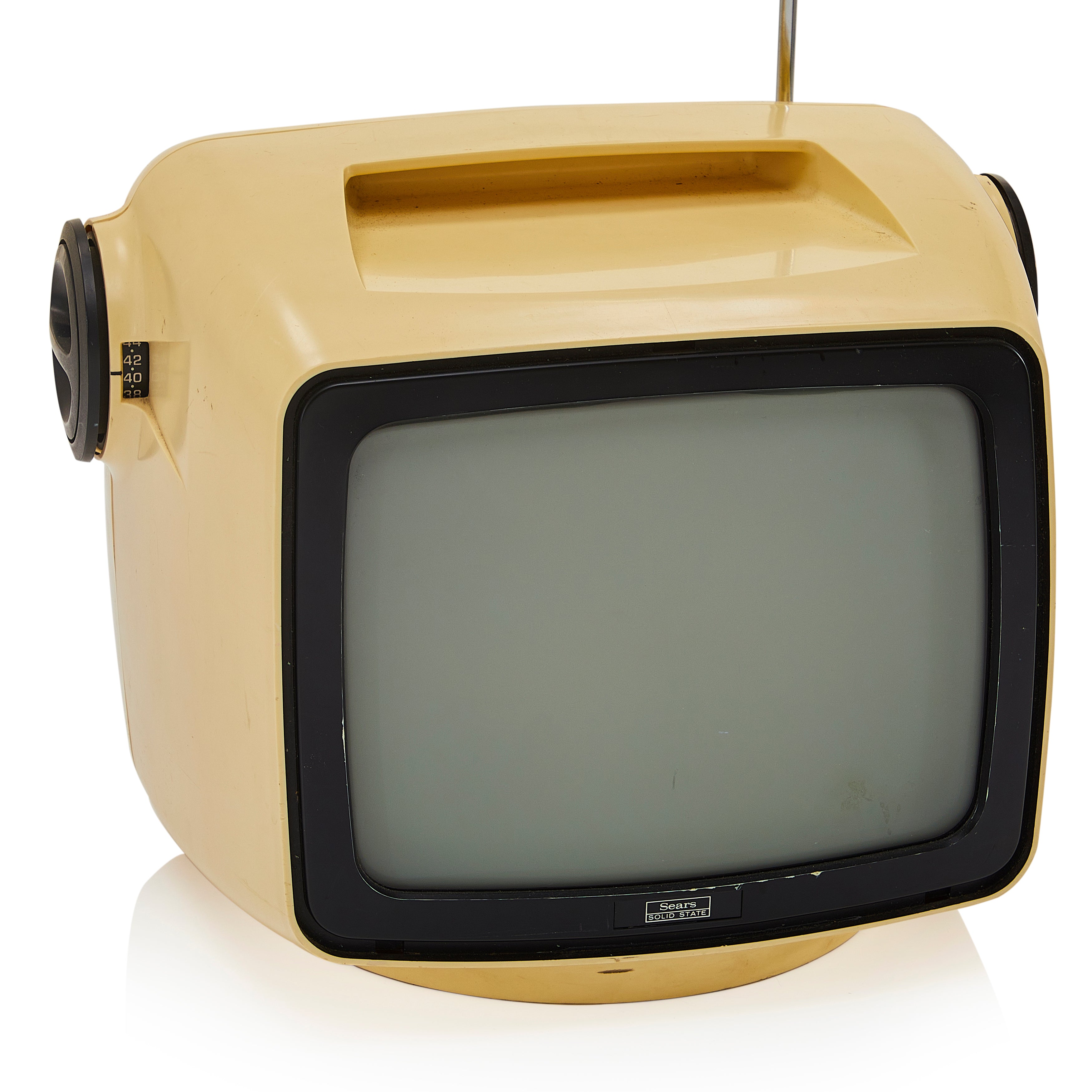 Sears Cream TV with Single Pole Antenna - Gil & Roy Props