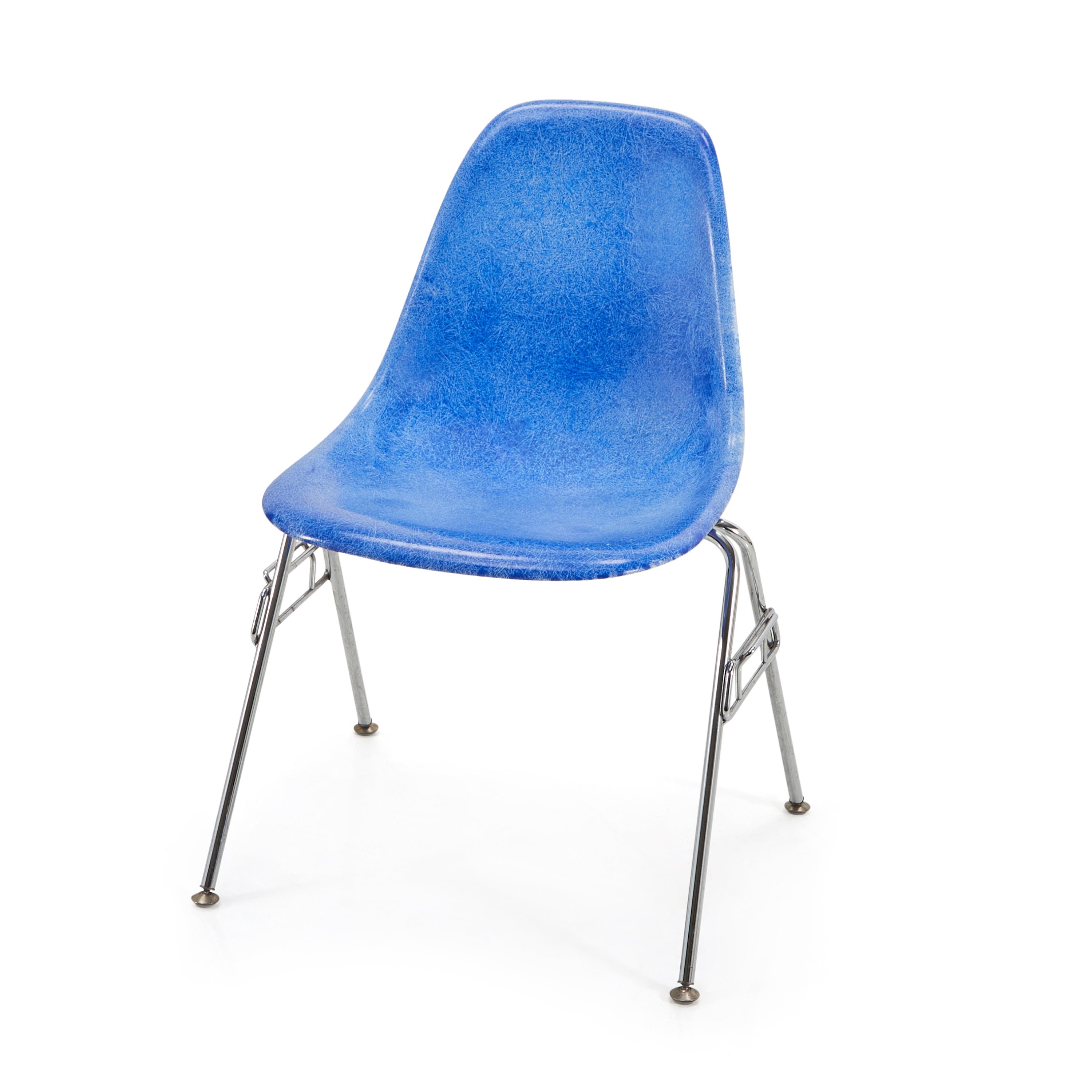 Furniture • Chairs • Fiberglass Chairs - Gil & Roy Props