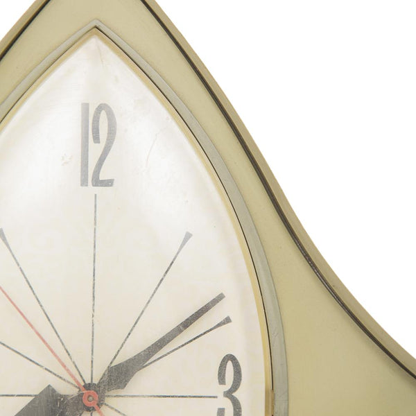 GE Avocado Clock - Gil & Roy Props